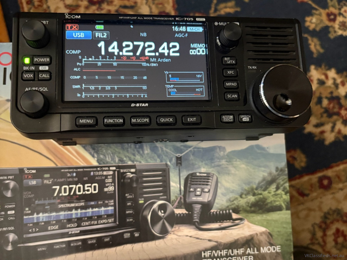 Icom IC705 HF-6-2 70 SOTA/PARKS T/CEIVER