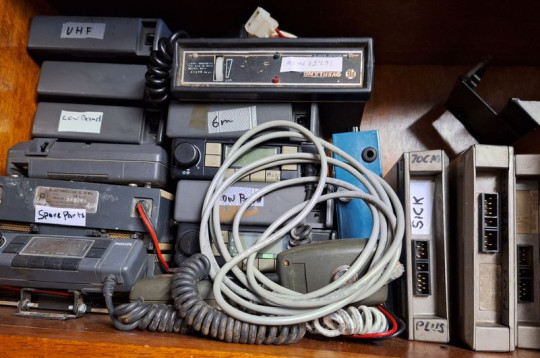 Philips/Simoco PMR8030, Pye and Motorola SYNTRX